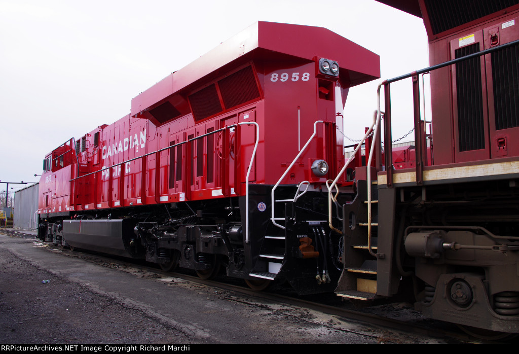 CP 8958